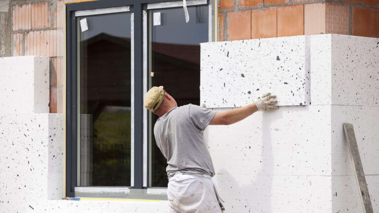 Isolation des murs par l’extérieur (ITE) : définition, étapes ...